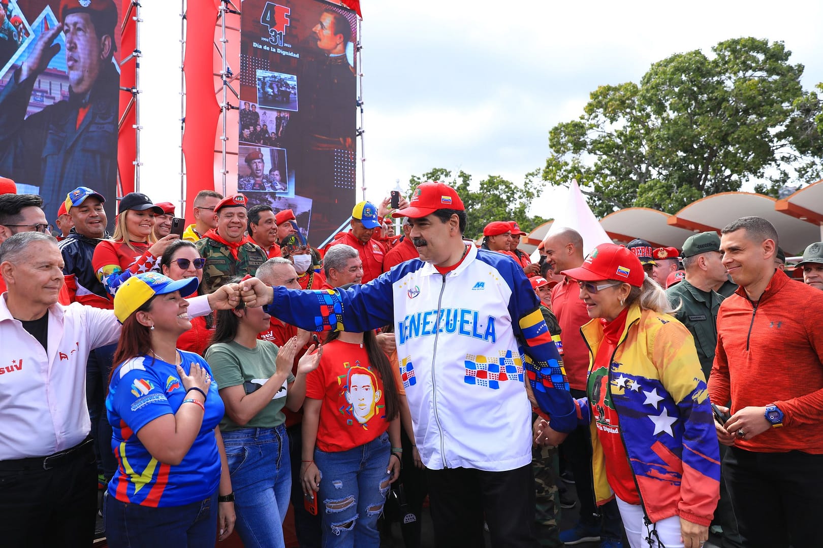 HUGO CHÁVEZ GAVE HIS LIFE FOR HIS PEOPLE - Joram Jojo