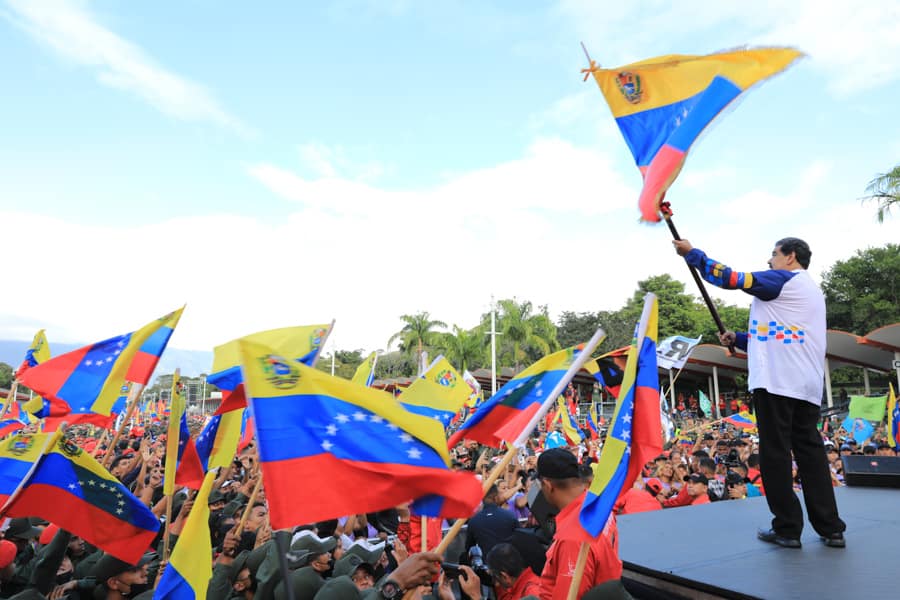 HUGO CHÁVEZ GAVE HIS LIFE FOR HIS PEOPLE - Joram Jojo